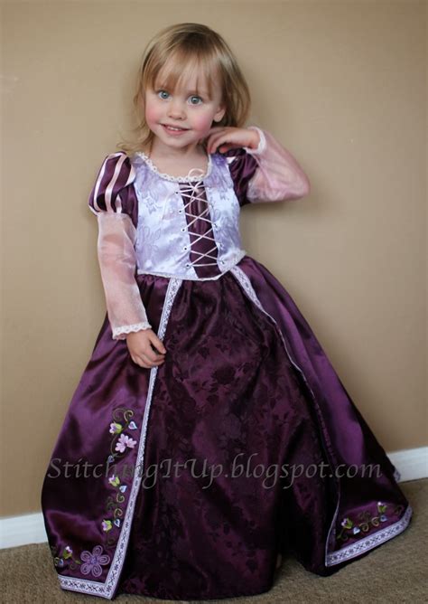 Stitching It Up Rapunzel Tangled Diy Sewing Tutorial