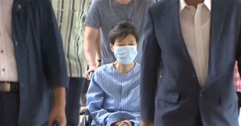 구속만기 D 10 박근혜 수감생활 접을까 이어갈까