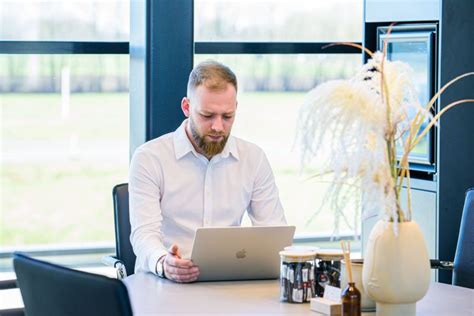 Pawel Czarnecki On Linkedin Professional Pictures For Your Linkedin