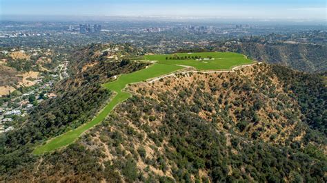 Los Angeles Property Asks 1 Billion—but Can It Sell Mansion Global