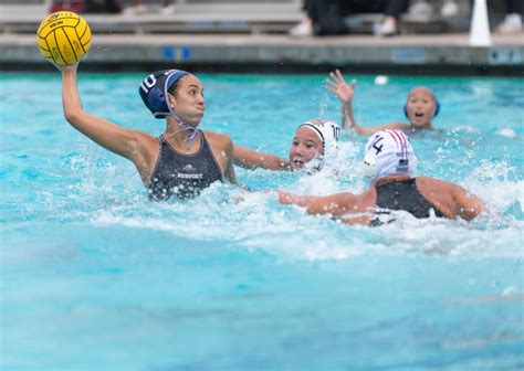 Newport Harbor Girls Water Polo Takes Second At Bill Barnett Holiday
