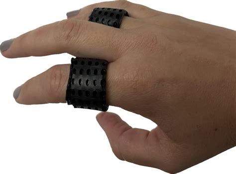 What Are The Splinting Options For Stiff Finger Joints