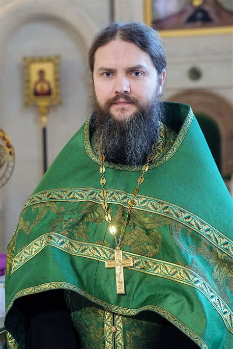 Оче Игњатије за почетак нам реците нешто о значењу термина „Света Русија“ и о његовом