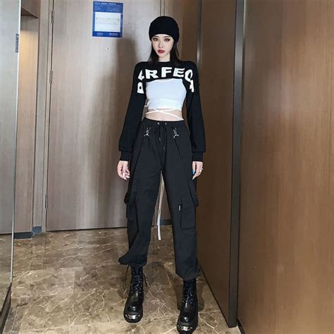 Korean Style Crop Top Set Pastel Kitten