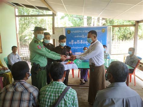 ဟင်္သာတမြို့နယ်၌ ပန်းခင်းစီမံချက်၂ ဖြင့် ကွင်းဆင်း ဆောင်ရွက်ပေးခဲ့သည့