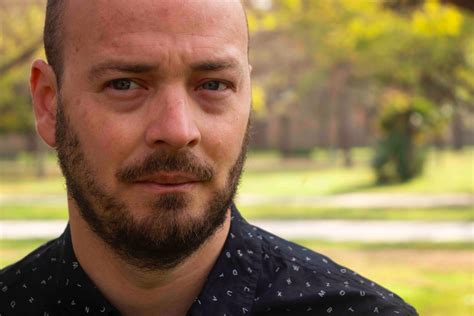 Mario Pera “no Busco Que Lo Que Escribo Le Guste Al Lector Busco Que Lo Transforme” Makma