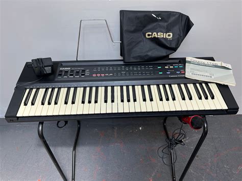 Casio Keyboard With Stand Microphone And Power Cord 6655