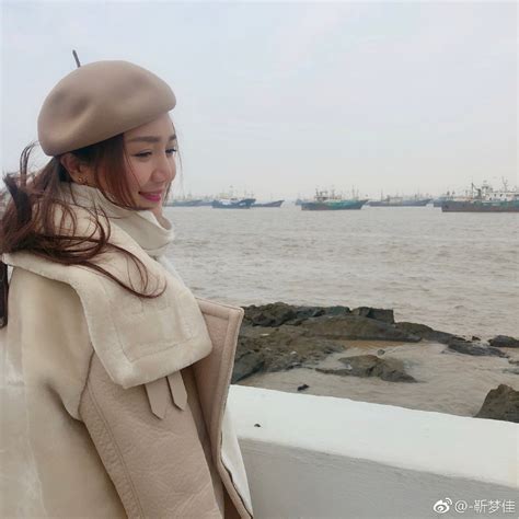 湖南卫视新生代美女主持靳梦佳 搜狐大视野 搜狐新闻