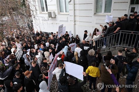 북마케도니아 클럽 화재 참사에 분노 폭발…수천명 시위 연합뉴스 나무뉴스