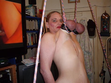 Skank Hung By Its Tits 22 Bilder