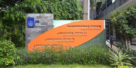 Departemen Fisika Fakultas Sains Dan Analitika Data Its