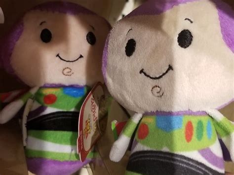 Two Buzz Lightyears By Mileymouse101 On Deviantart