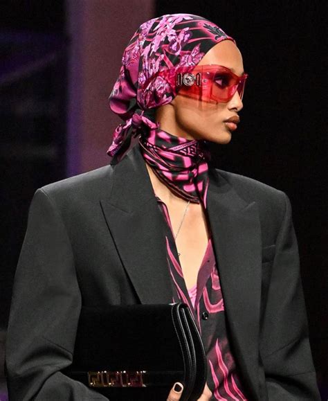 Versace Designer Scarf On Head Designer Head Scarf Outfit Scarf