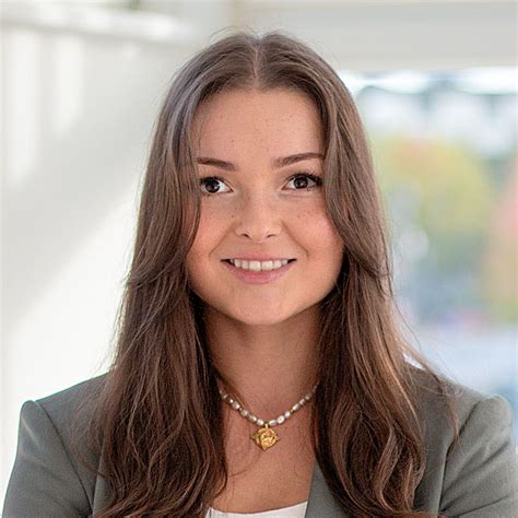 Ansprechpartner Hans John Versicherungsmakler Gmbh