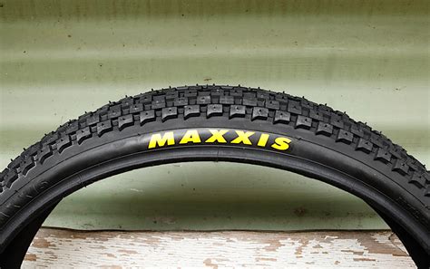 Maxxis Holy Roller Tyre Anchor Bmx