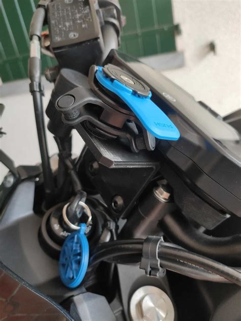 Stl File Quadlock Bracket For Yamaha Mt07fz07 ⚽ ・3d Print Design To