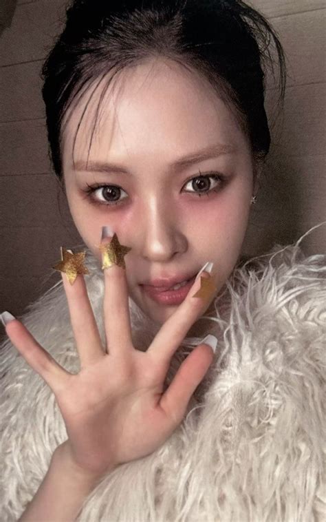 SCAN RYUJIN GOLD ITZY