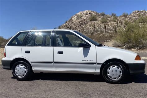 Well Preserved 1992 Geo Metro Up For Auction In Arizona