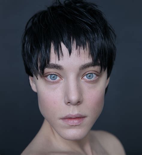 Алена Михайлова — биография фильмография фотографии актрисы