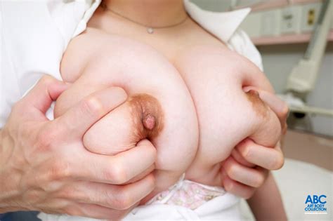 白衣の爆乳j Cup天使 ナースコールで始まる秘密のおっぱい看護 Boin「聖璃とあ」box2 アダルト動画 ソクミル