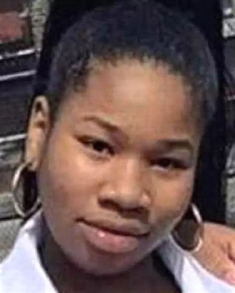 Andee Wrights Instagram Twitter And Facebook On Idcrawl