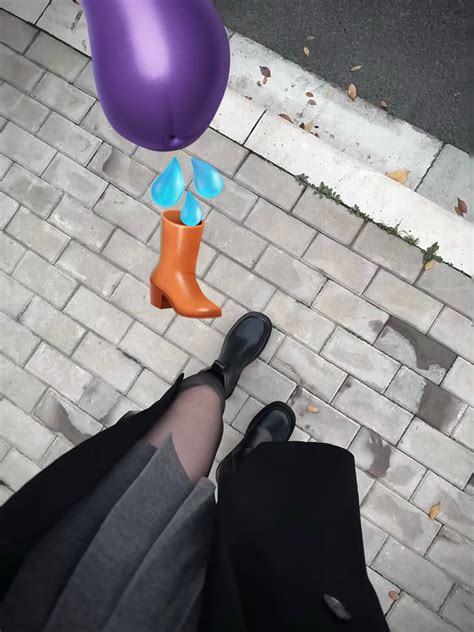 爱穿丝袜的魔法美少女 on Twitter 最近在看丧尸片要是有什么末世之前我先屯很多丝袜靴子性感小内内 超短裙 和无处发泄的幸存者和只有性欲暴增的怪物 猥琐男 变态 射屏