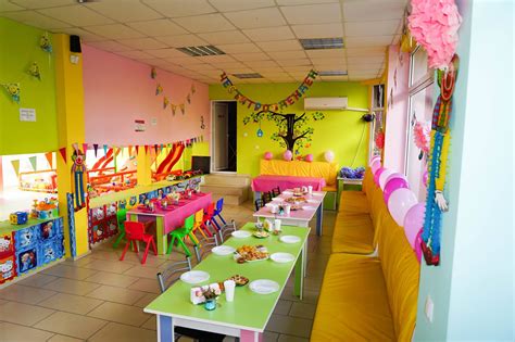 Детски клуб Смърфовете детско парти рожден ден