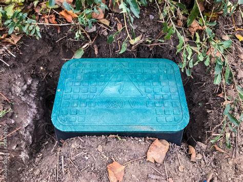 How To Ground A Plastic Junction Box Wiring Work