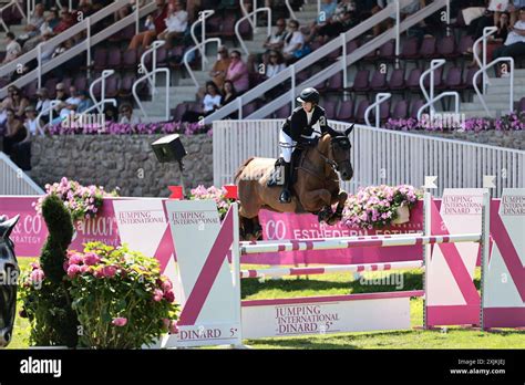 Ella Duffy Of The United States With Sea Coast Naturele Van Het During The Csi1 Prix Vertikal