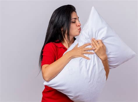 Joven Niña Enferma Caucásica Abrazando La Almohada Haciendo Gesto De