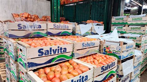 Más Medidas Bajan 20 Los Precios De Las Frutas Y Las Verduras En El Mercado Central Infobae