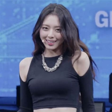 Pin By Leelaboo On Itzy Itzy