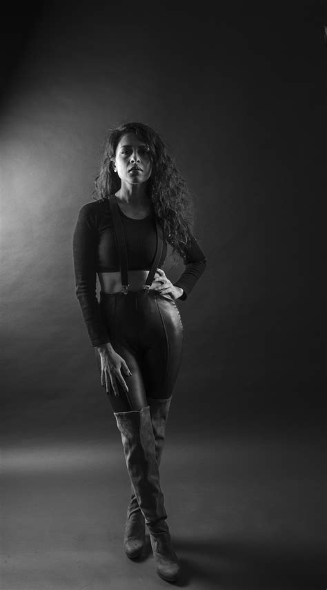 Lower The Lights For Me Photography By Cphotography Model Munira Model Uploaded 7th