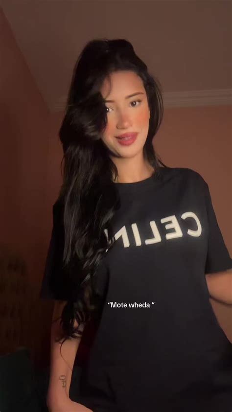 Vidéos De Houda Diva 🐆 Houda Eveaa Avec Son Original 🎸 𝐀𝐋𝐀𝐀 𝐌𝐑