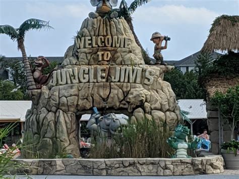 Jungle Jims River Safari Water Park