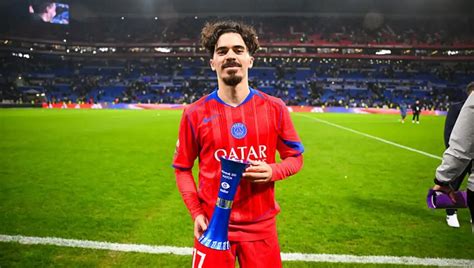 Vitinha Has No Plans To Leave Psg Despite Interest From Europes Giants Reports Football