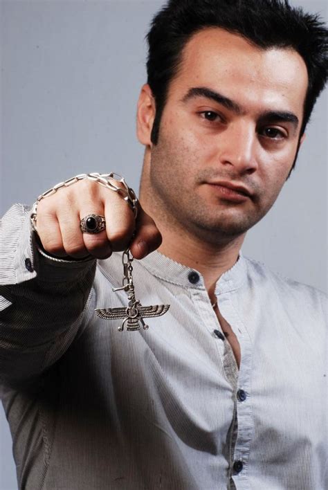 بیوگرافی یاس یاسر بختیاری Yas