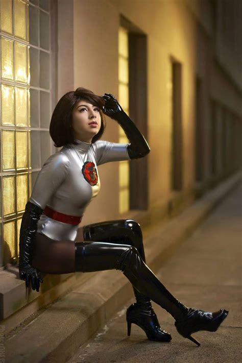 Elastigirl Cosplay From The Incredibles 2 Media Chomp