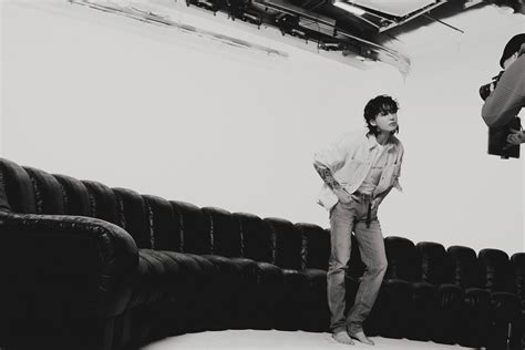 المغني جونغكوك سفيرًا للعلامة التجارية كالفين كلاين الرجل