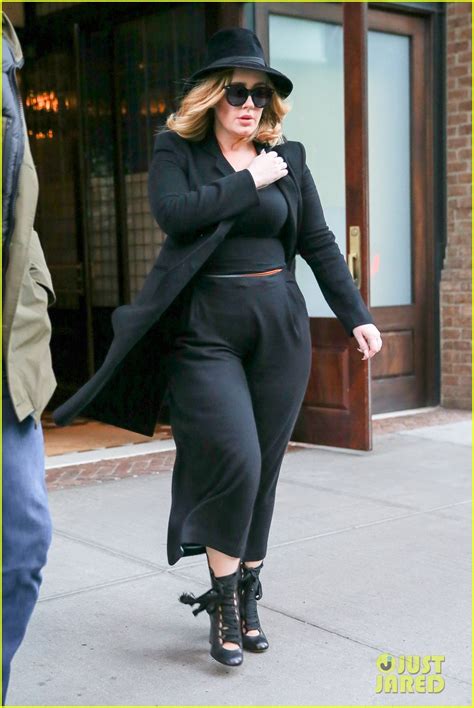 Adele Steps Out In Nyc After Getting Huge Billboard Honor Photo 3508329 Adele Photos