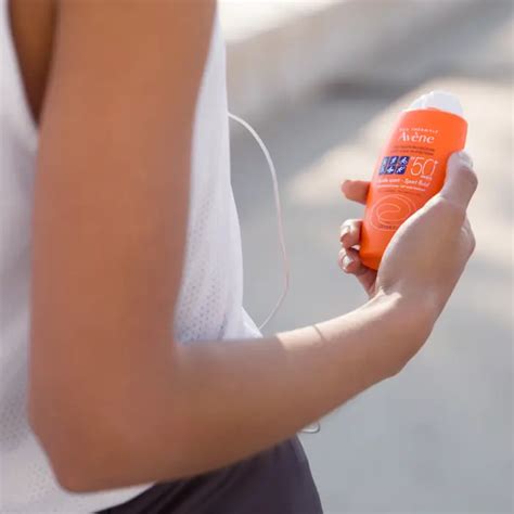 Bloqueador Solar Fluido Avène Sport Spf 50 100ml Ikonico La Tienda
