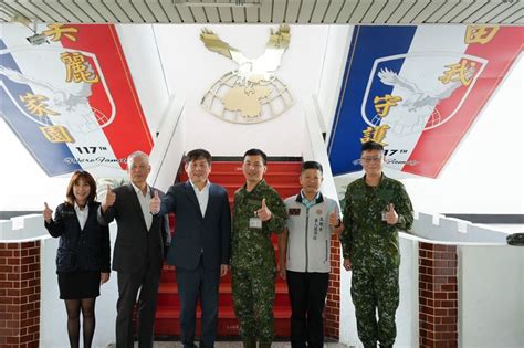 軍友保險慰訪駐軍 感謝官兵衛國奉獻 軍聞 軍友保險慰訪駐軍 感謝官兵衛國奉獻 青年日報