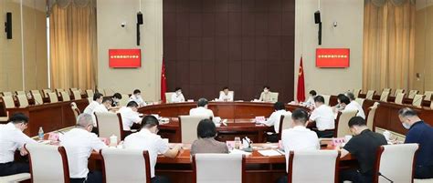 杜小刚主持召开全市经济运行分析会坚持把各项措施落实到最小单元 稳存量扩增量确保经济平稳增长 企业 项目 要求
