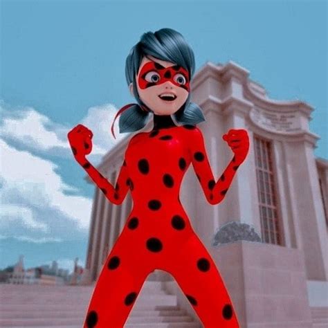 آلبوم زیباترین عکس های دختر کفشدوزکی برای پروفایل تــــــــوپ تـــــــــاپ