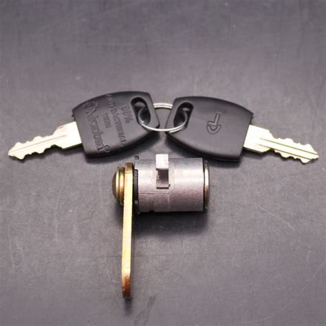 CL Cyber Lock CL1 3 AM8 261 20 91 CAM LOCK Pepper Spray Malaysia Personal Safety Products