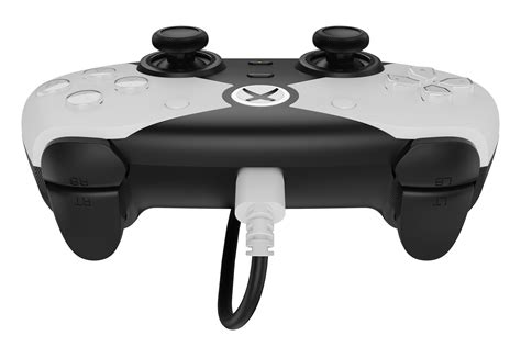Hyperkins New Xbox Controller Looks Like A Ps5 Dualsense The Verge