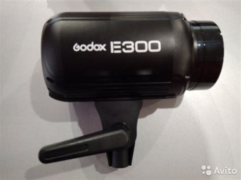 Студийная вспышка Godox E300 арт дд 232323 5000 рублей Студийная вспышка Godox E300 НОВАЯ