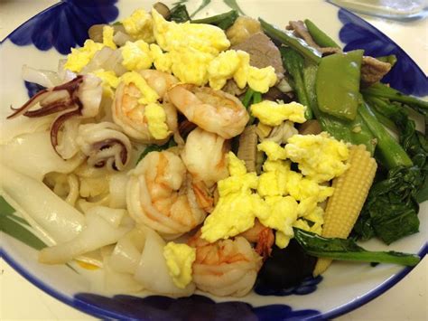 Mee Katang Khmer Seafood Stir Fry