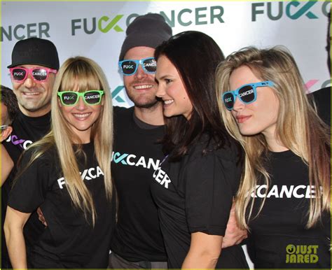 Stephen Amell Gets Support From Wife Cassandra Jean At Fcancer Charity