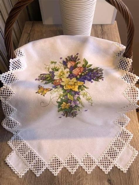 Ручничок повністю ручна робота — ціна 2700 грн у каталозі Все для свята Купити товари для дому